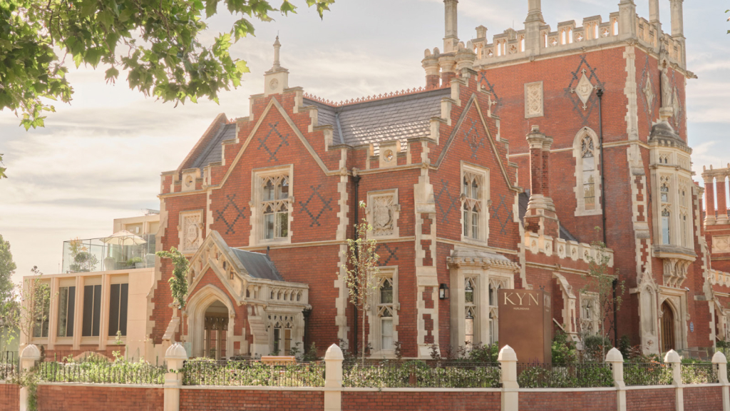 Knowles Structures - Knowles