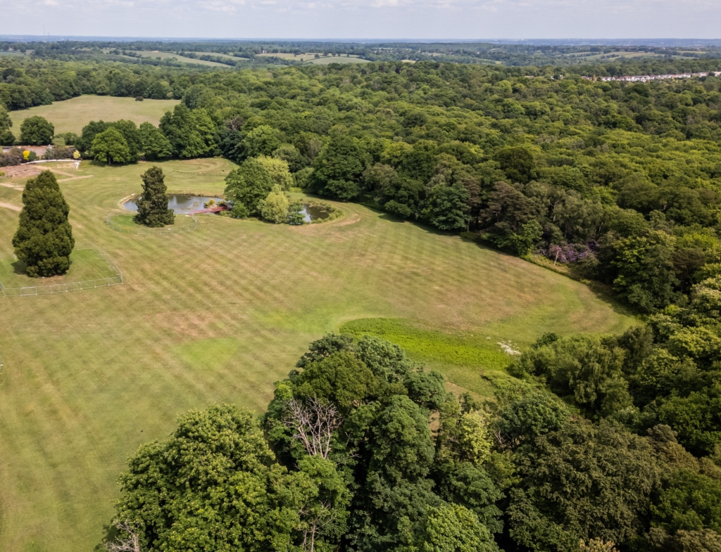 Knowles Structures - Knowles